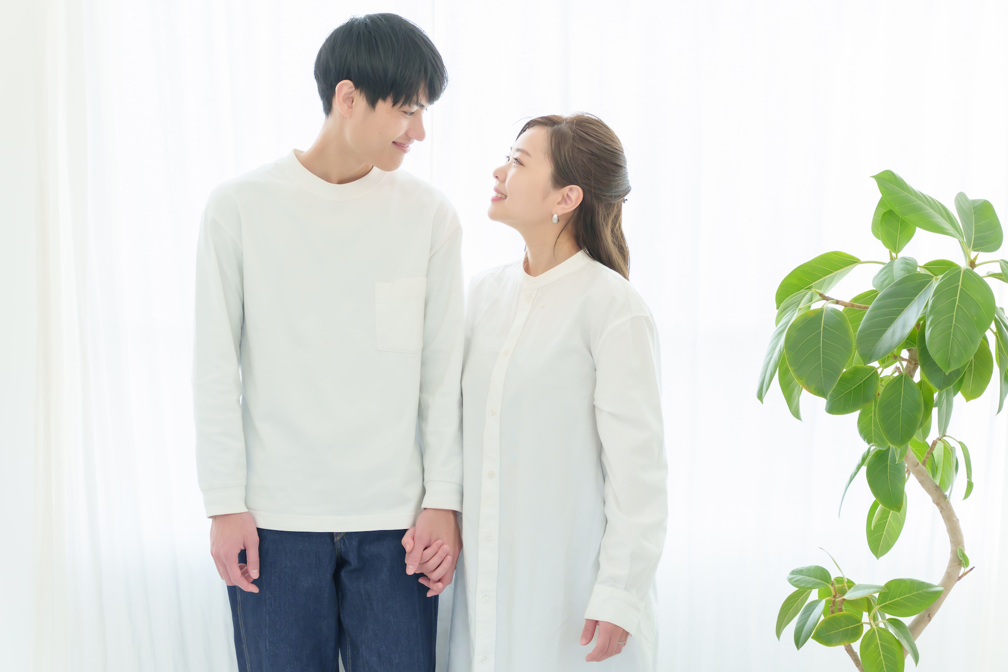 会社への結婚報告のタイミングは？職場の上司・同僚に伝える時のマナーとシチュエーション別の文例集 | Ringraph(リングラフ)