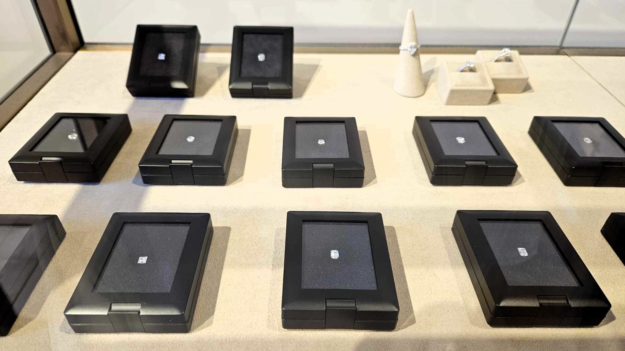 【BRILLIANCE+】ファンシーシェイプダイヤモンドのカスタムオーダーイベントを9月8日から全国4店舗で開催｜結婚指輪・婚約指輪の口コミならRingraph