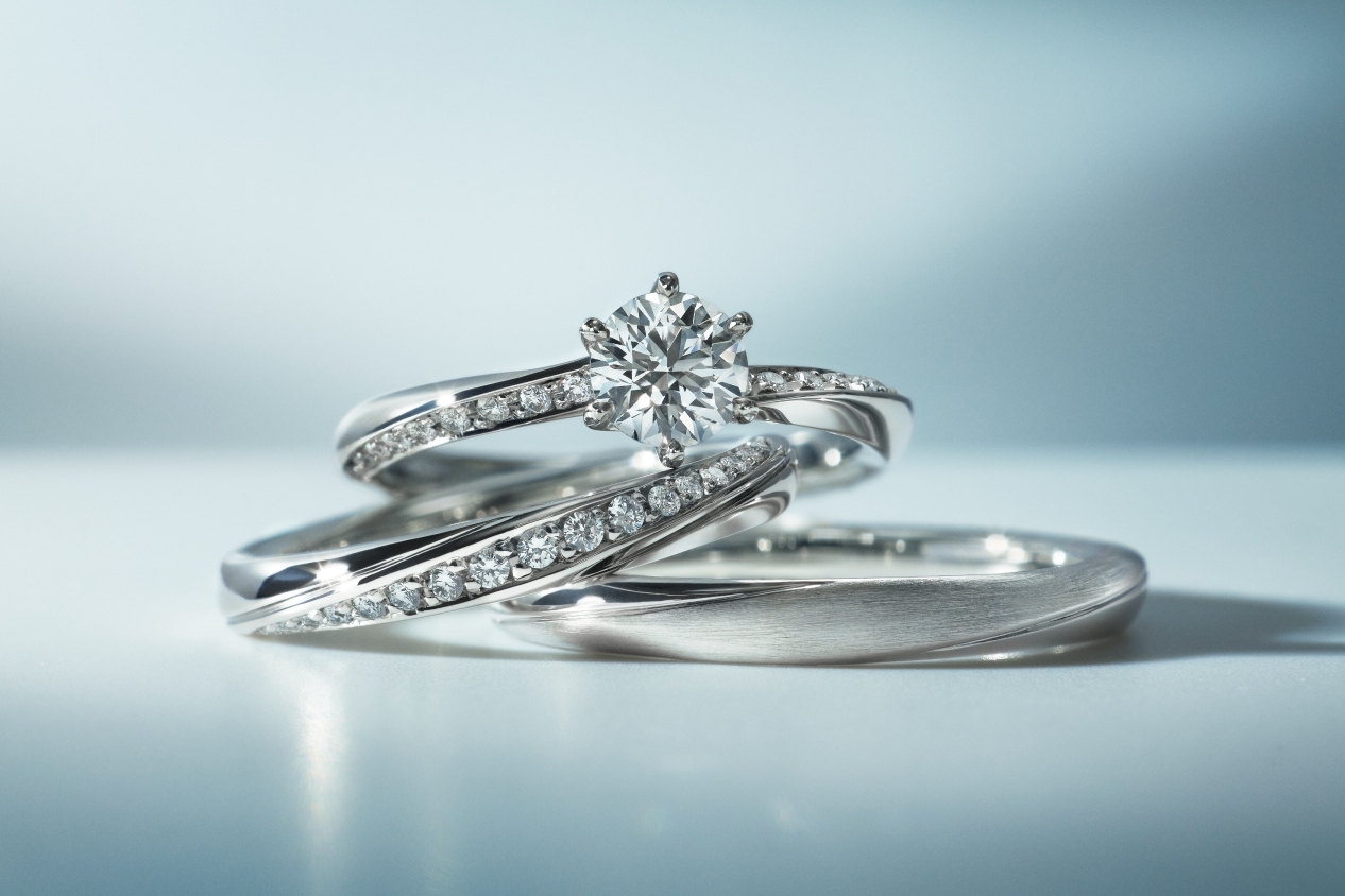 【4℃ BRIDAL】愛を誓った時の輝きを保ち続ける プレミアムプラチナ | Ringraph(リングラフ)
