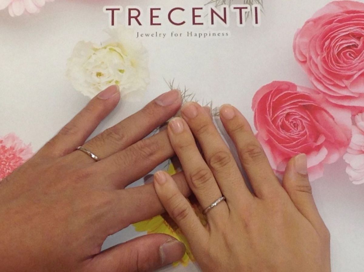 T.N様・Y.K様【TRECENTI(トレセンテ)】キラキラのダイヤにときめきました♡｜ 結婚指輪・婚約指輪の口コミならRingraph
