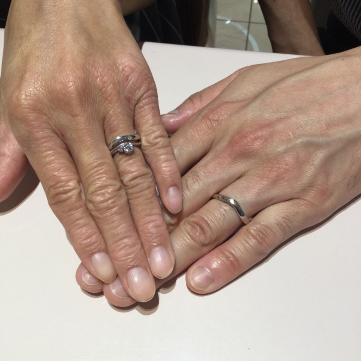 【N.S様 C.H様】フローラのセットリングTRECENTI(トレセンテ)｜Ringraph(リングラフ)