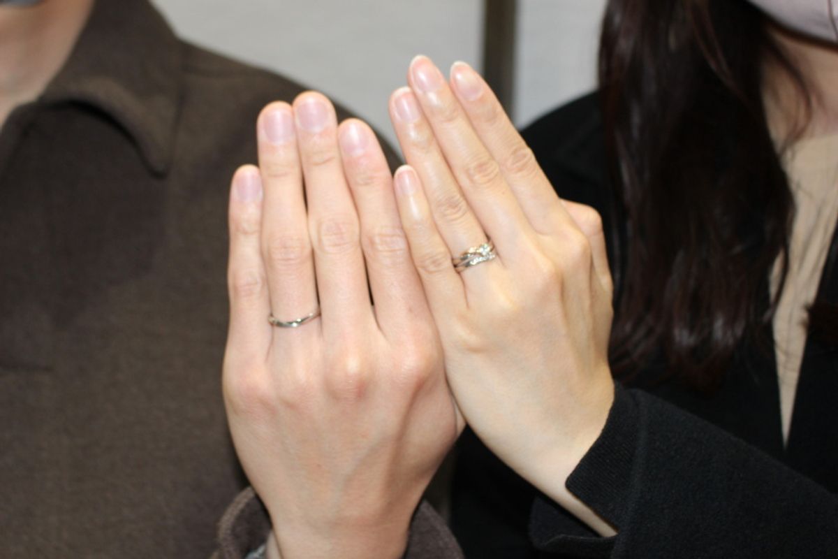 A&R様【雅-miyabi- 】思い出の花をずっと身に付けられると思い決めま…｜ 結婚指輪・婚約指輪の口コミならRingraph