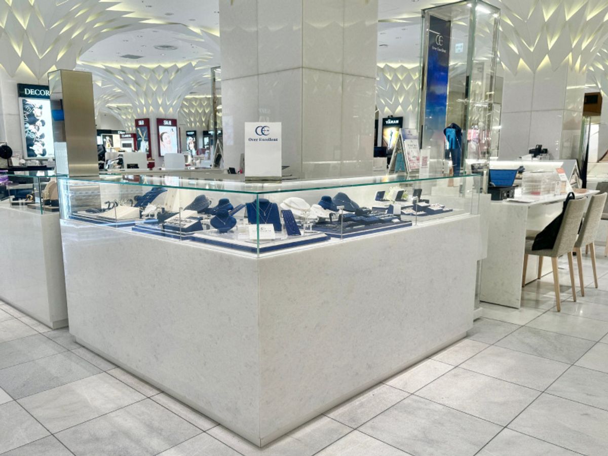 Over Excellent(オーバーエクセレント)日本橋三越本店 | Ringraph(リングラフ)