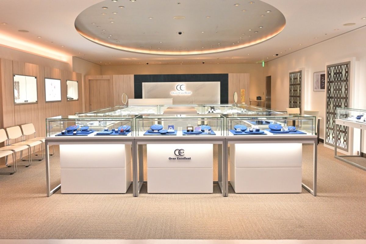 Over Excellent(オーバーエクセレント)大丸梅田店 | Ringraph(リングラフ)