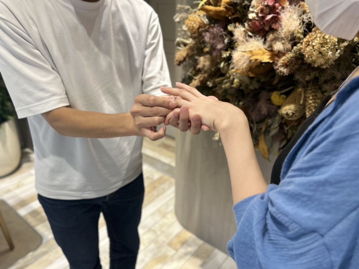 H様&M様【BIJOUPIKO(ビジュピコ)】【ビジュピコ姫路店】レールと言う…｜ 結婚指輪・婚約指輪の口コミならRingraph