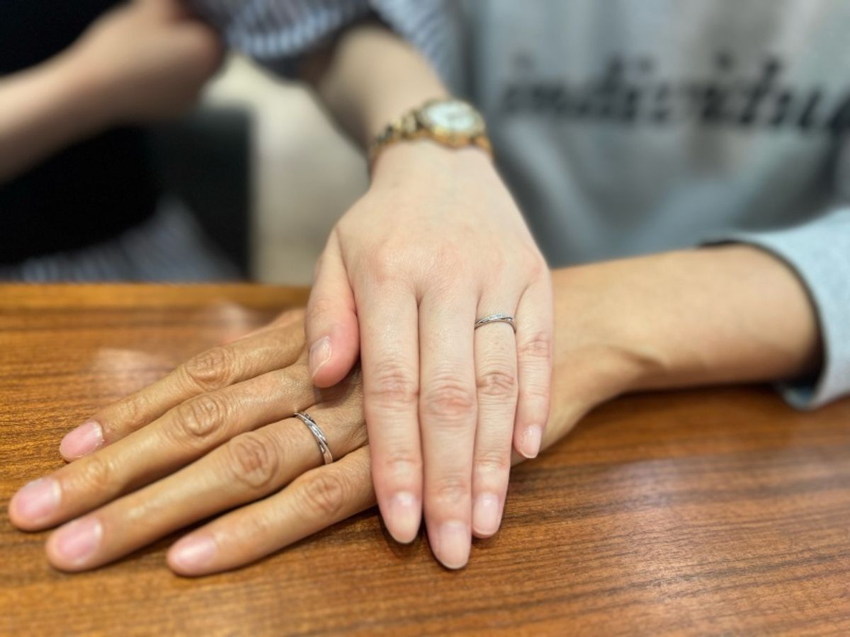 E.I様＆Y,I様【BIJOUPIKO(ビジュピコ)】【なんばパークス店】丁寧な対応が…｜ 結婚指輪・婚約指輪の口コミならRingraph