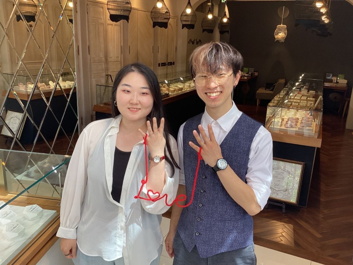 Y様＆J様【BIJOUPIKO(ビジュピコ)】【福岡店】楽しくリング選びができた！｜ 結婚指輪・婚約指輪の口コミならRingraph