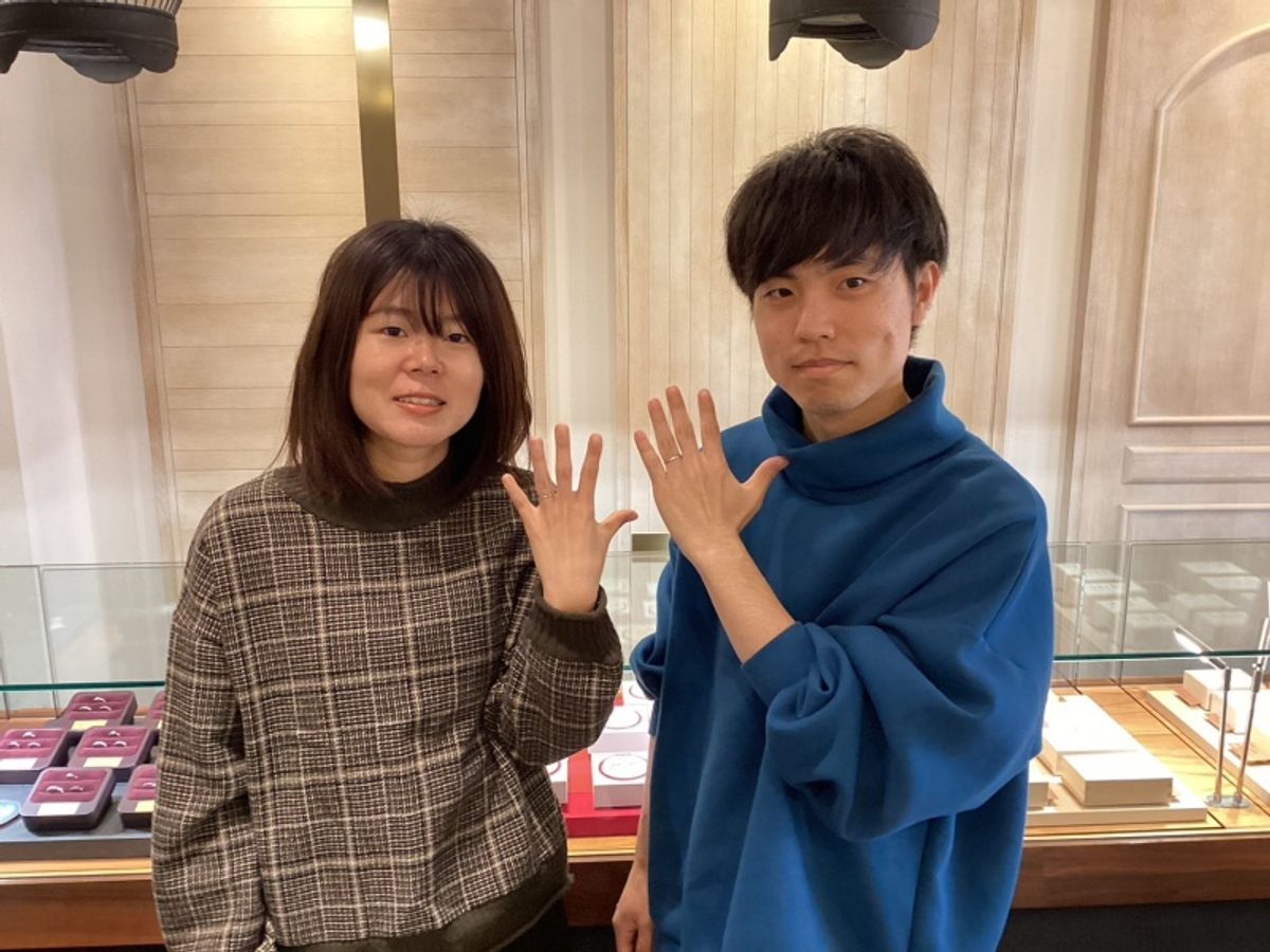 M様＆R様【BIJOUPIKO(ビジュピコ)】【福岡店】素敵なデザイン！｜ 結婚指輪・婚約指輪の口コミならRingraph