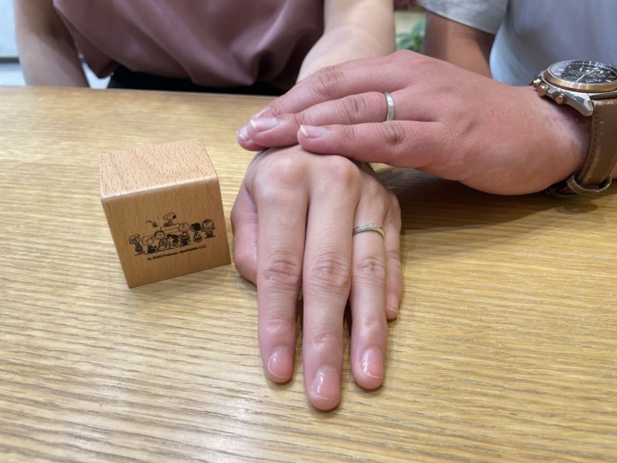 T.T様＆M.T様【BIJOUPIKO(ビジュピコ)】【なんばパークス店】大好きなスヌ…｜ 結婚指輪・婚約指輪の口コミならRingraph