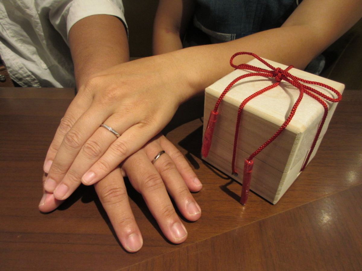 A様＆N様【BIJOUPIKO(ビジュピコ)】【鹿児島店】この指輪に出会えてとても…｜ 結婚指輪・婚約指輪の口コミならRingraph