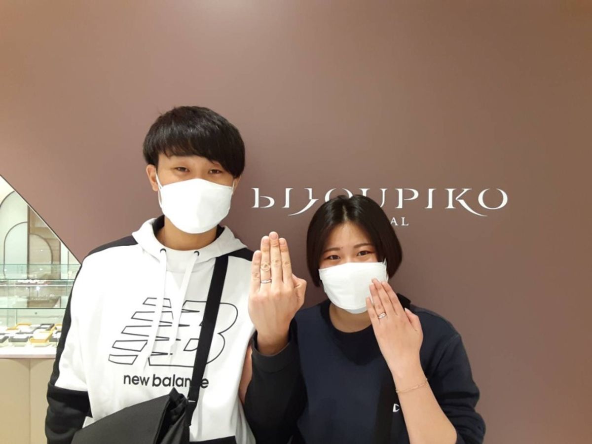 【H様＆S様】【神戸店】おし売りがなく希望通りの物を提案して下さいましたBIJOUPIKO(ビジュピコ)｜Ringraph(リングラフ)