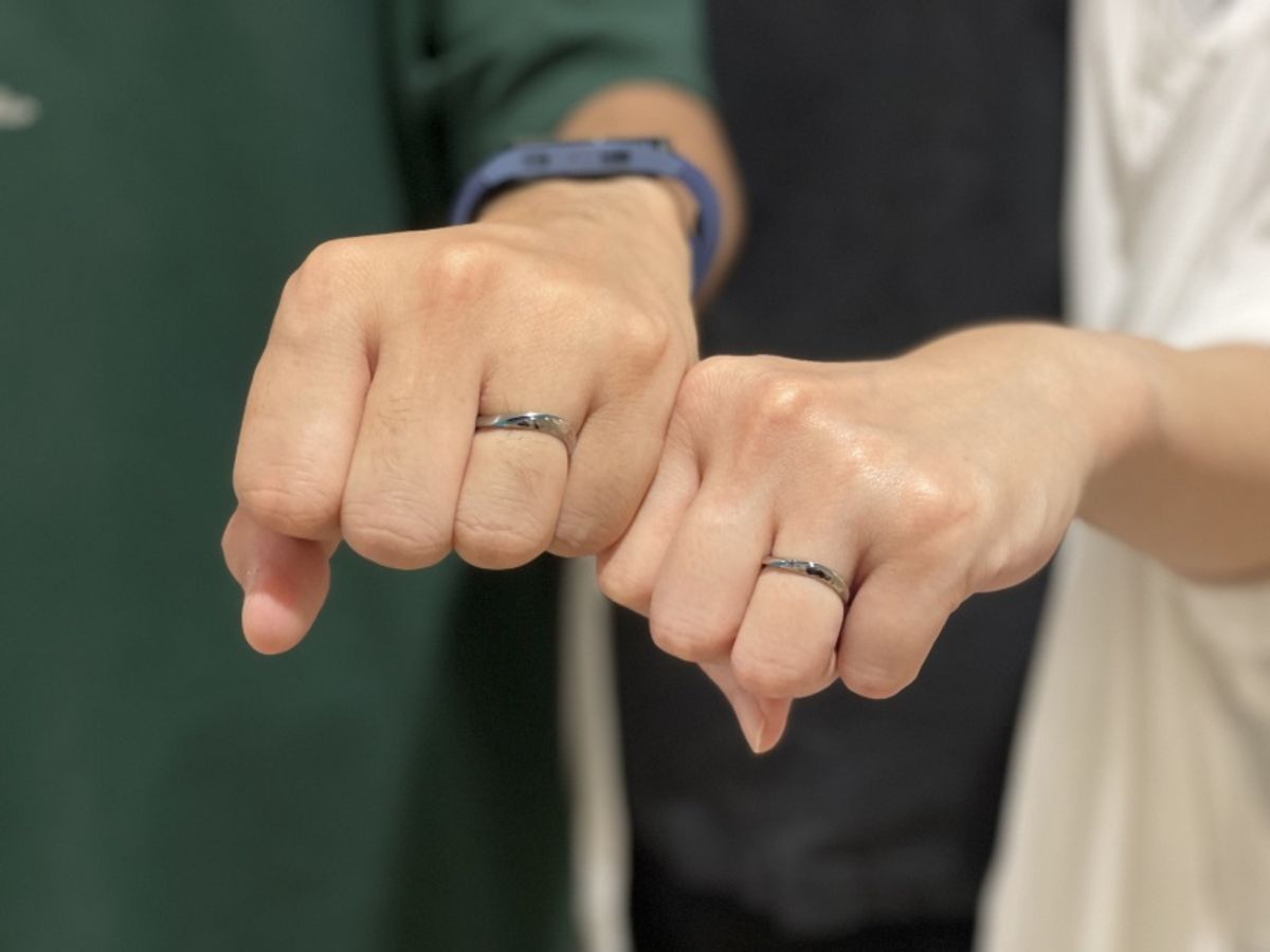 T.H様＆M.H様【BIJOUPIKO(ビジュピコ)】【なんばパークス店】海をモチーフ…｜ 結婚指輪・婚約指輪の口コミならRingraph