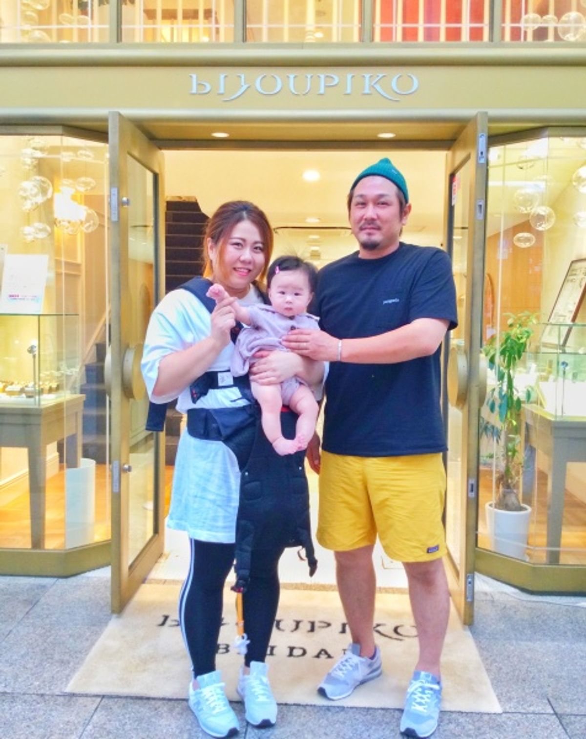 M様•S様【BIJOUPIKO(ビジュピコ)】【高知店】念願のセルカ！｜ 結婚指輪・婚約指輪の口コミならRingraph