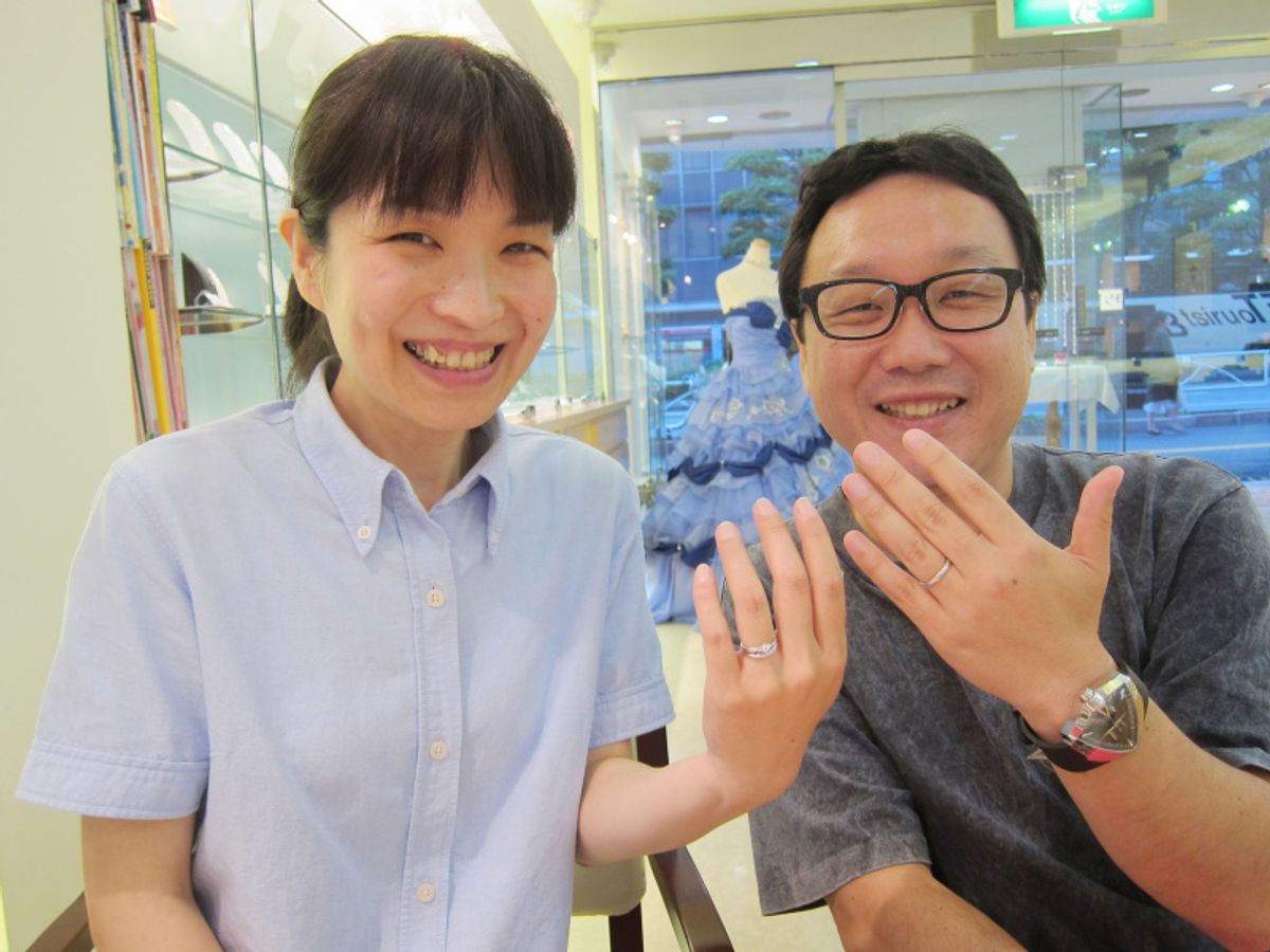 K夫妻【COLANY(コラニー)】「指通りの気持ち良さが忘れられず・・・」｜ 結婚指輪・婚約指輪の口コミならRingraph