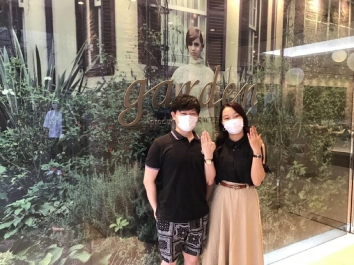 KY様＆KM様【garden(ガーデン)】大阪府吹田市 LAPAGEの婚約指輪とFISCHER…｜ 結婚指輪・婚約指輪の口コミならRingraph