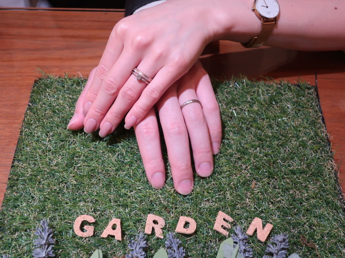 N.N様＆H.M様【garden(ガーデン)】大阪市西成区 YUKAHOJOの婚約指輪と結…｜ 結婚指輪・婚約指輪の口コミならRingraph