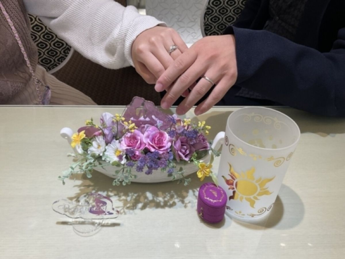 S.H様、S.S様【garden(ガーデン)】大阪府門真市 Tangledの婚約指輪と結婚…｜ 結婚指輪・婚約指輪の口コミならRingraph