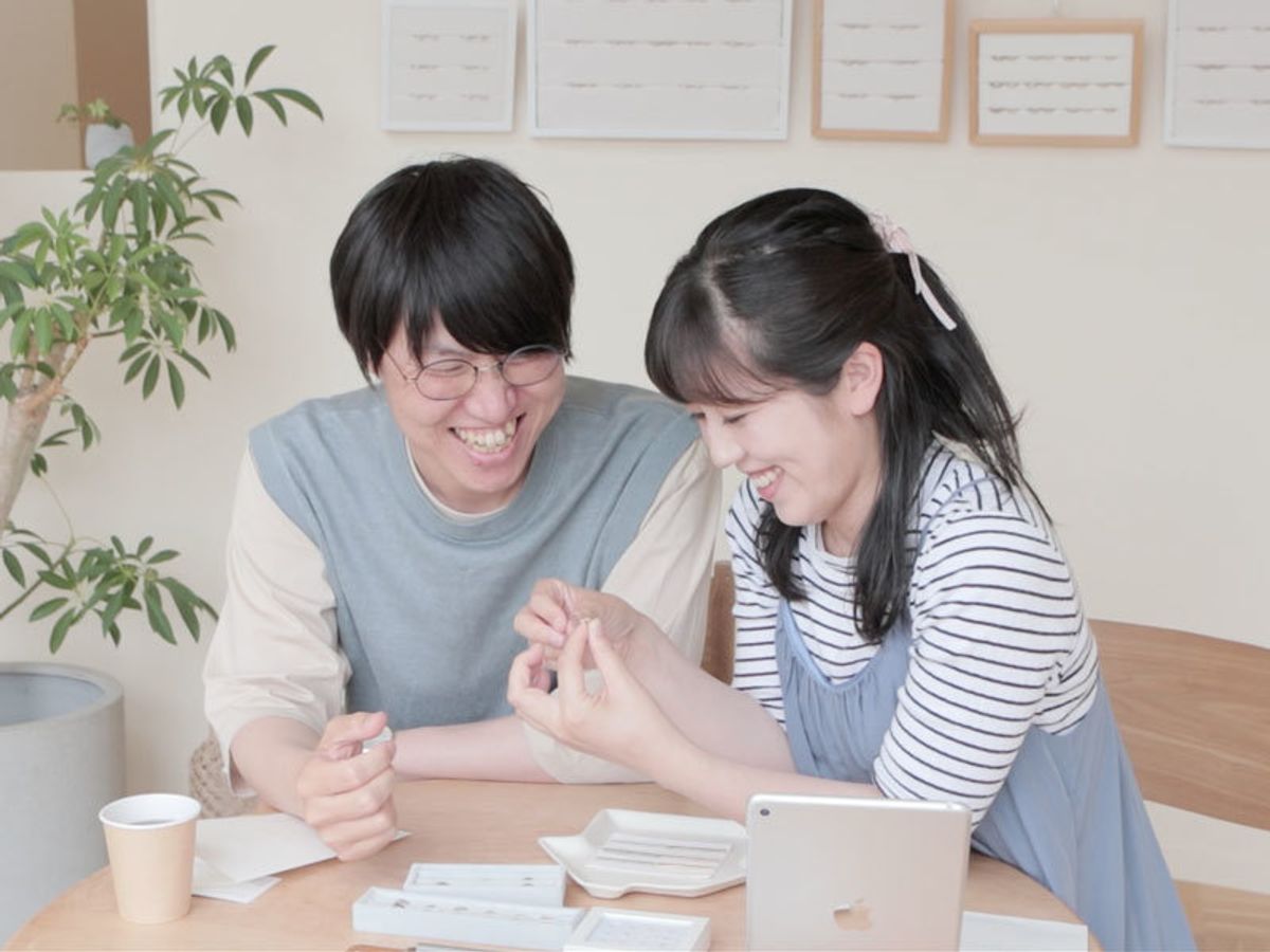 【Y様 & M様】気持ちを込めて作られた結婚指輪uchimari(ウチマリ)｜Ringraph(リングラフ)