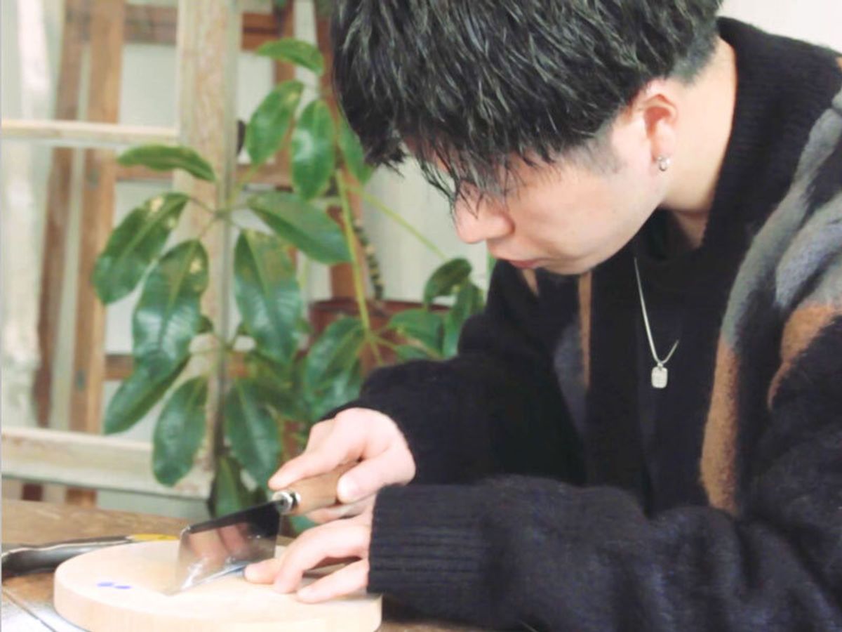 【K様 & N様】記念日に向けて大切に作られた婚約指輪uchimari(ウチマリ)｜Ringraph