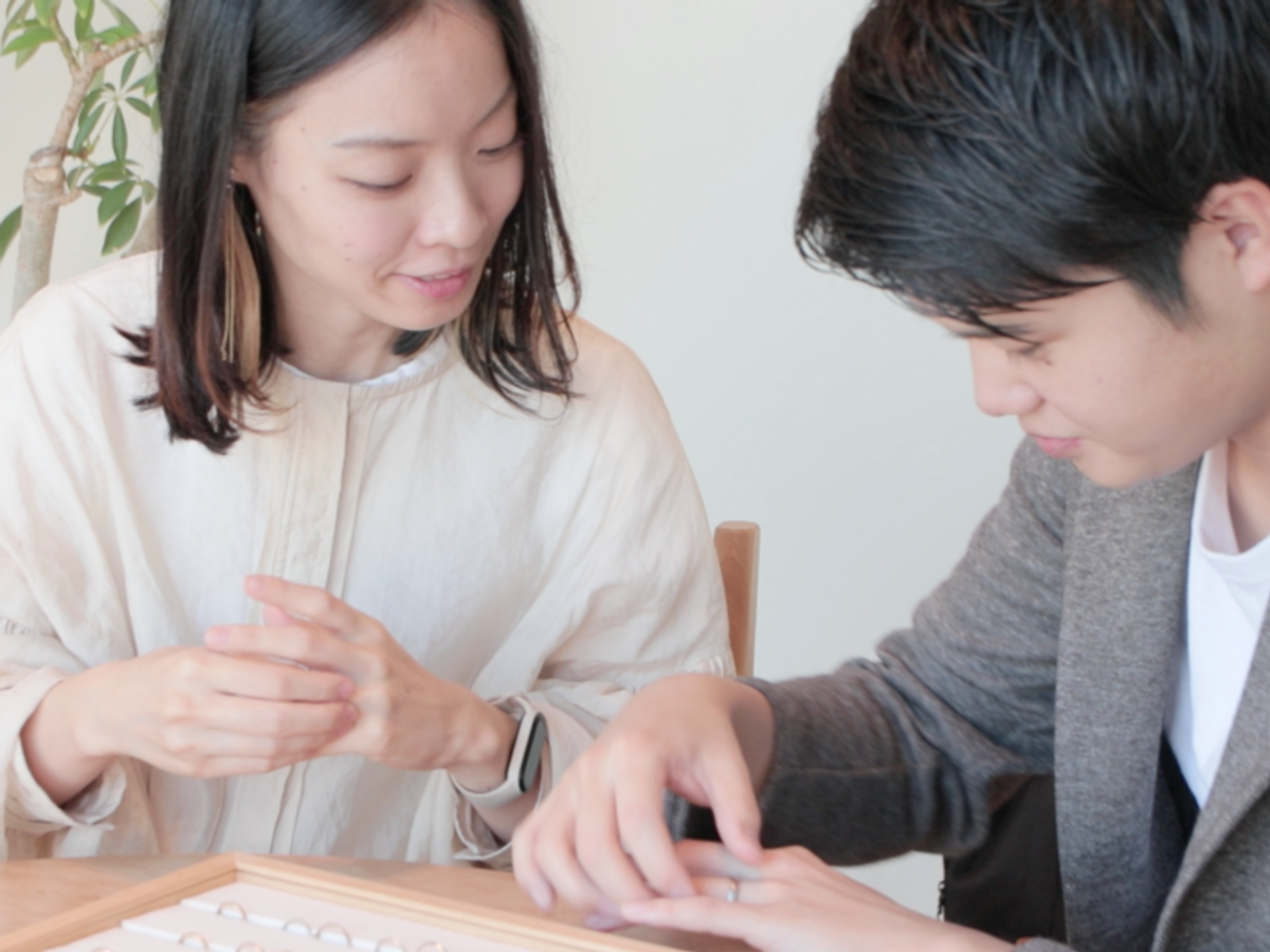 Y様 & M様【uchimari(ウチマリ)】アイデアと手仕事がぎゅっと詰まった…｜ 結婚指輪・婚約指輪の口コミならRingraph
