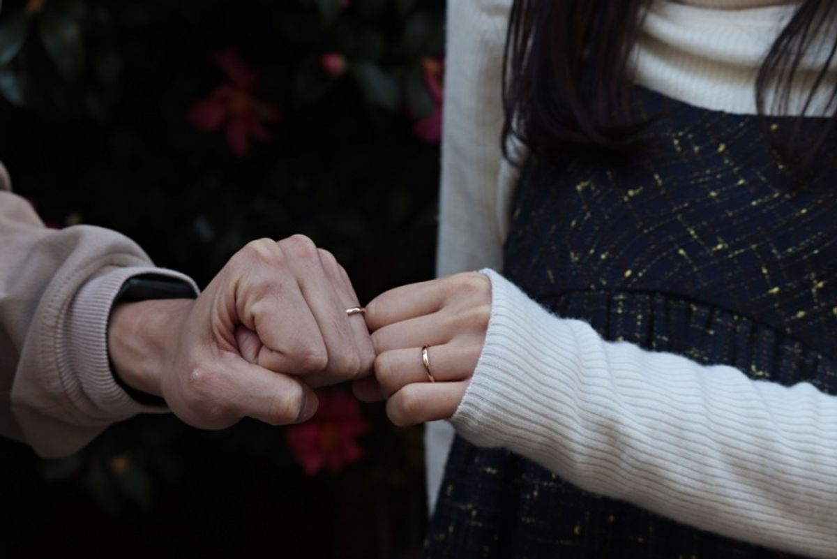 Tさん、Sさん【出雲結(いずもゆい)】周りの人々との縁も大切に｜ 結婚指輪・婚約指輪の口コミならRingraph