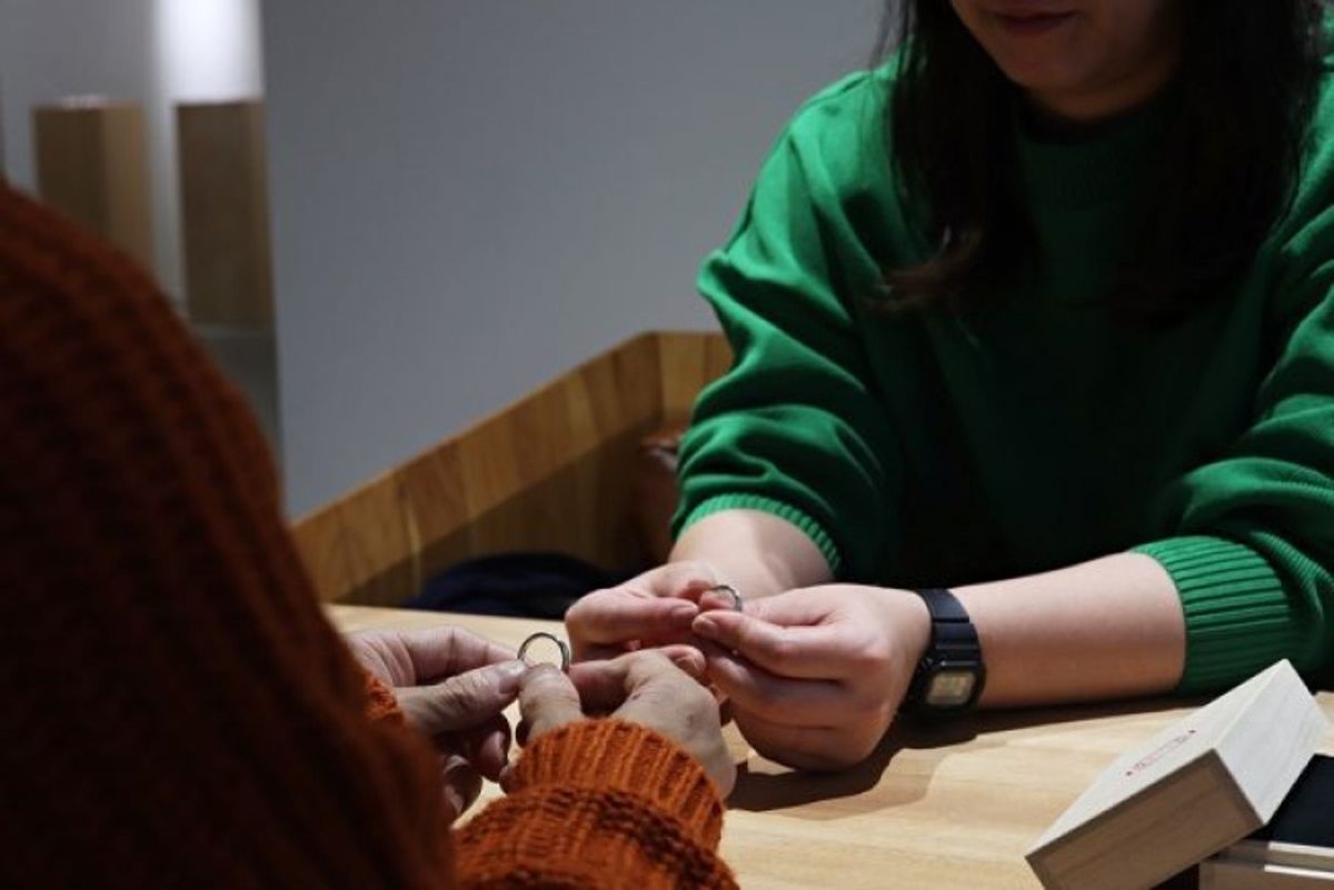Nさん、Aさん【出雲結(いずもゆい)】結婚10年目をきっかけに｜ 結婚指輪・婚約指輪の口コミならRingraph