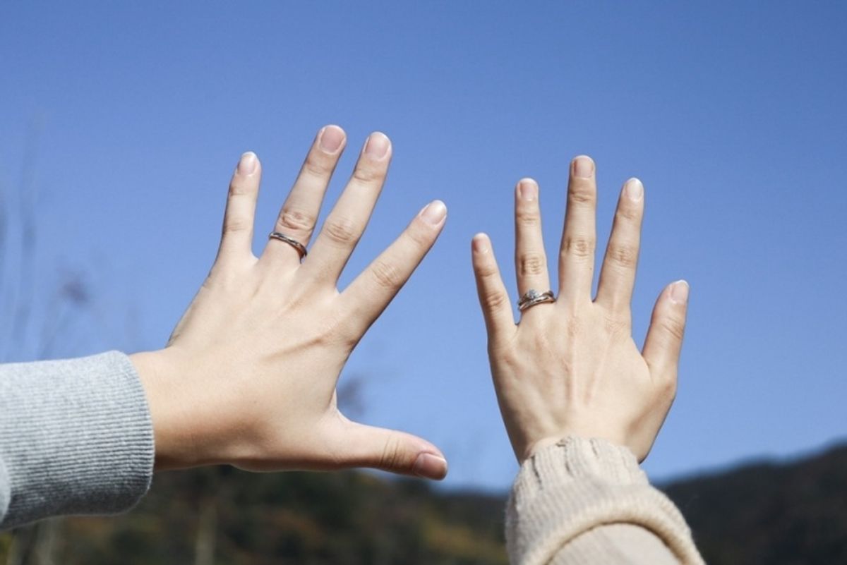 Yさん、Hさん【出雲結(いずもゆい)】ふたりの地元｜ 結婚指輪・婚約指輪の口コミならRingraph