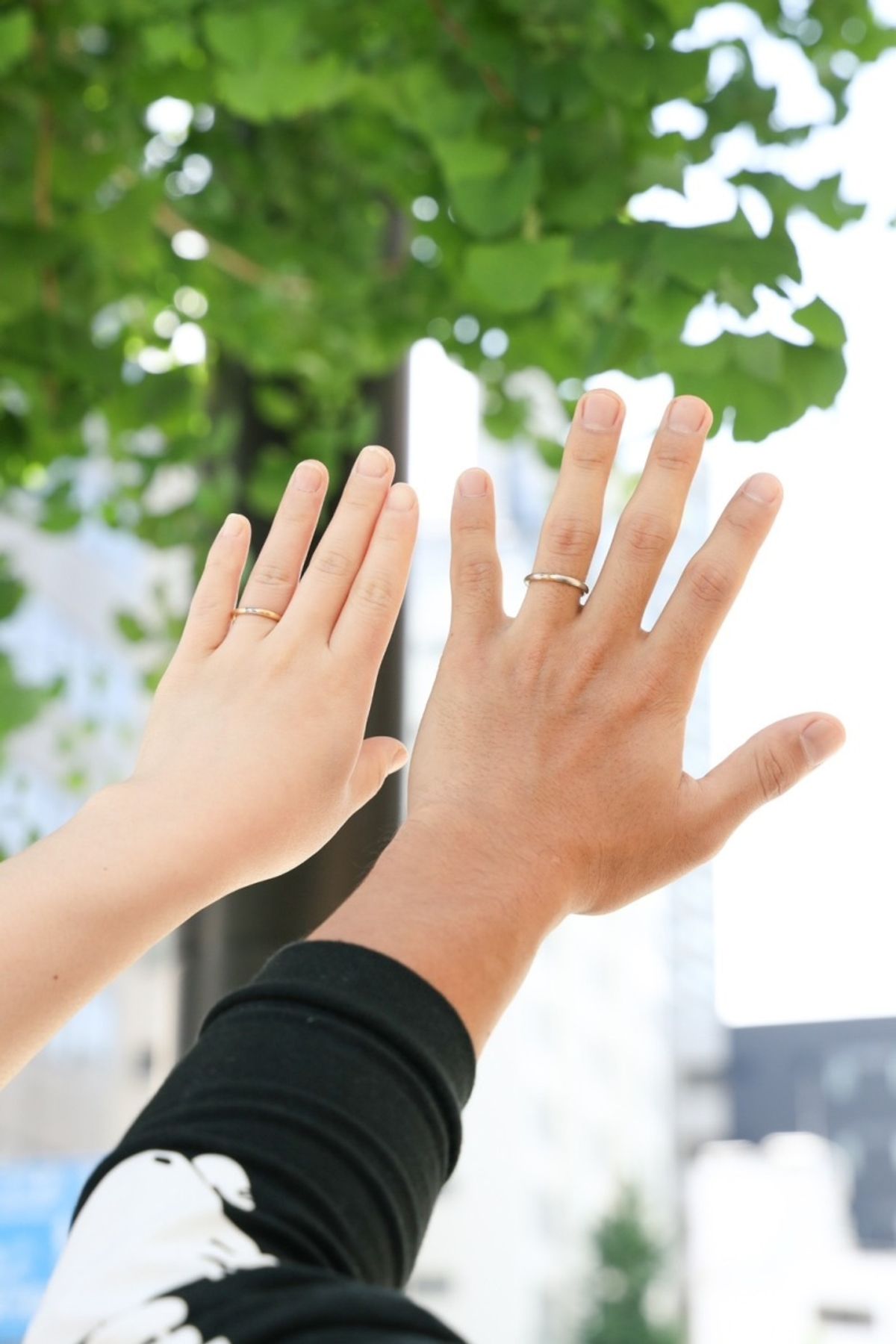 Sさん、Yさん【出雲結(いずもゆい)】シンプルな中に個性があり、大満足！｜ 結婚指輪・婚約指輪の口コミならRingraph