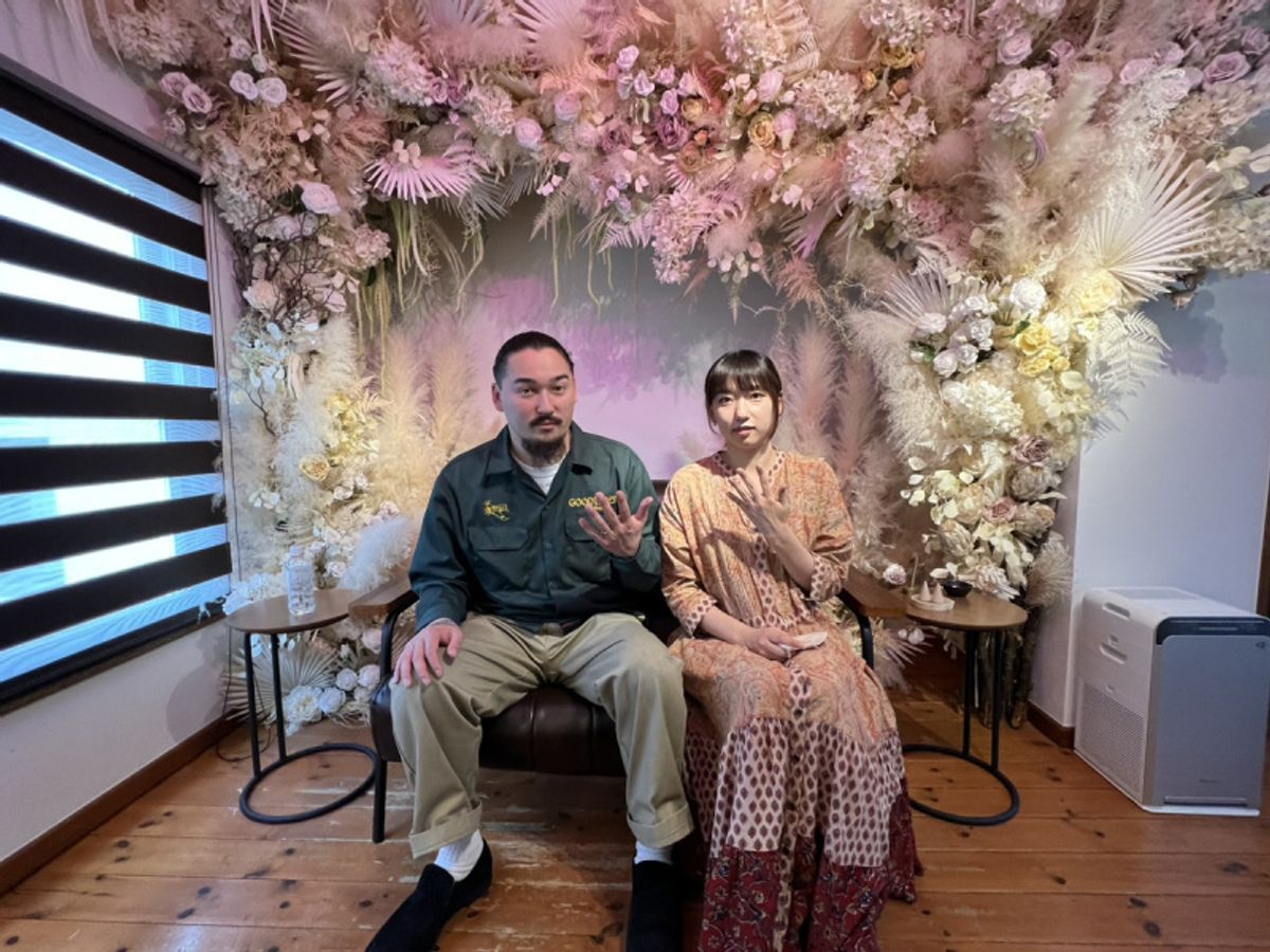 K様 ご夫妻【icci代官山】初めての経験でしたがハンマーで叩いたり磨いた…｜ 結婚指輪・婚約指輪の口コミならRingraph