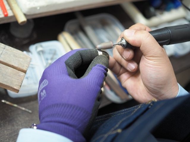 一新堂(ISSHINDO)の結婚指輪・婚約指輪｜Ringraph(リングラフ)