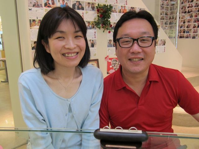 K夫妻【COLANY(コラニー)】「指通りの気持ち良さが忘れられず・・・」｜ 結婚指輪・婚約指輪の口コミならRingraph