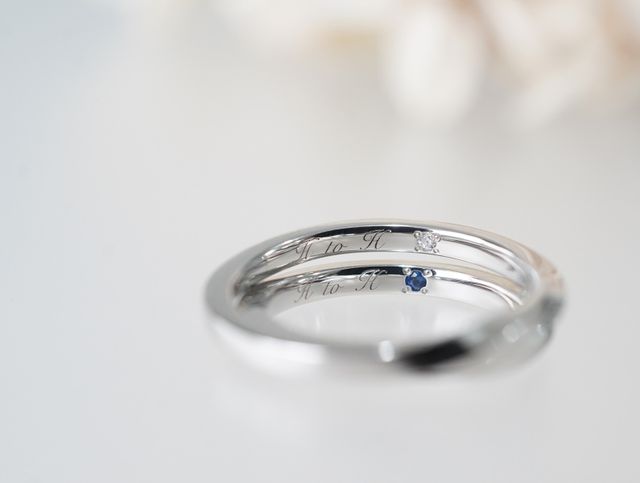 H様・H様【renri(レンリ)】ねじれのシルエットが美しいご結婚指輪｜ 結婚指輪・婚約指輪の口コミならRingraph